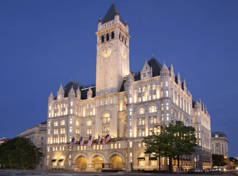 Trump Organization wants to buy back Washington D.C. hotel